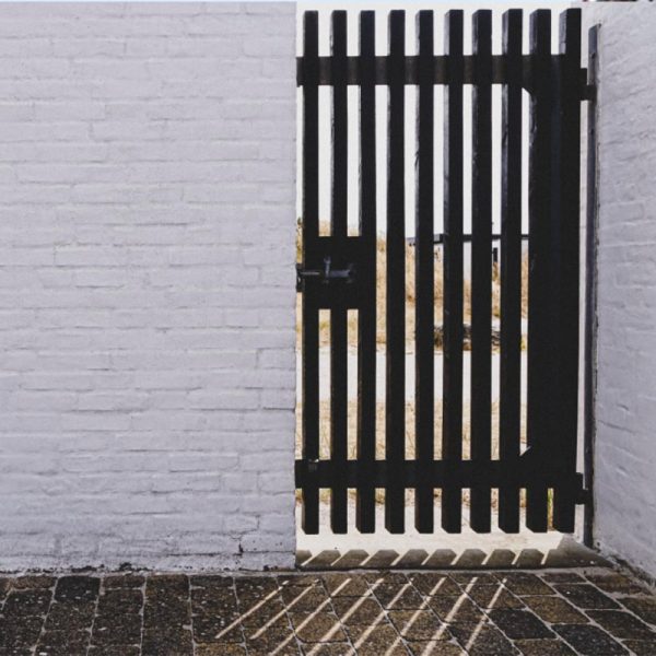 Fixing A Sagging Metal Gate - Diamond Fence (Aust) Pty Ltd